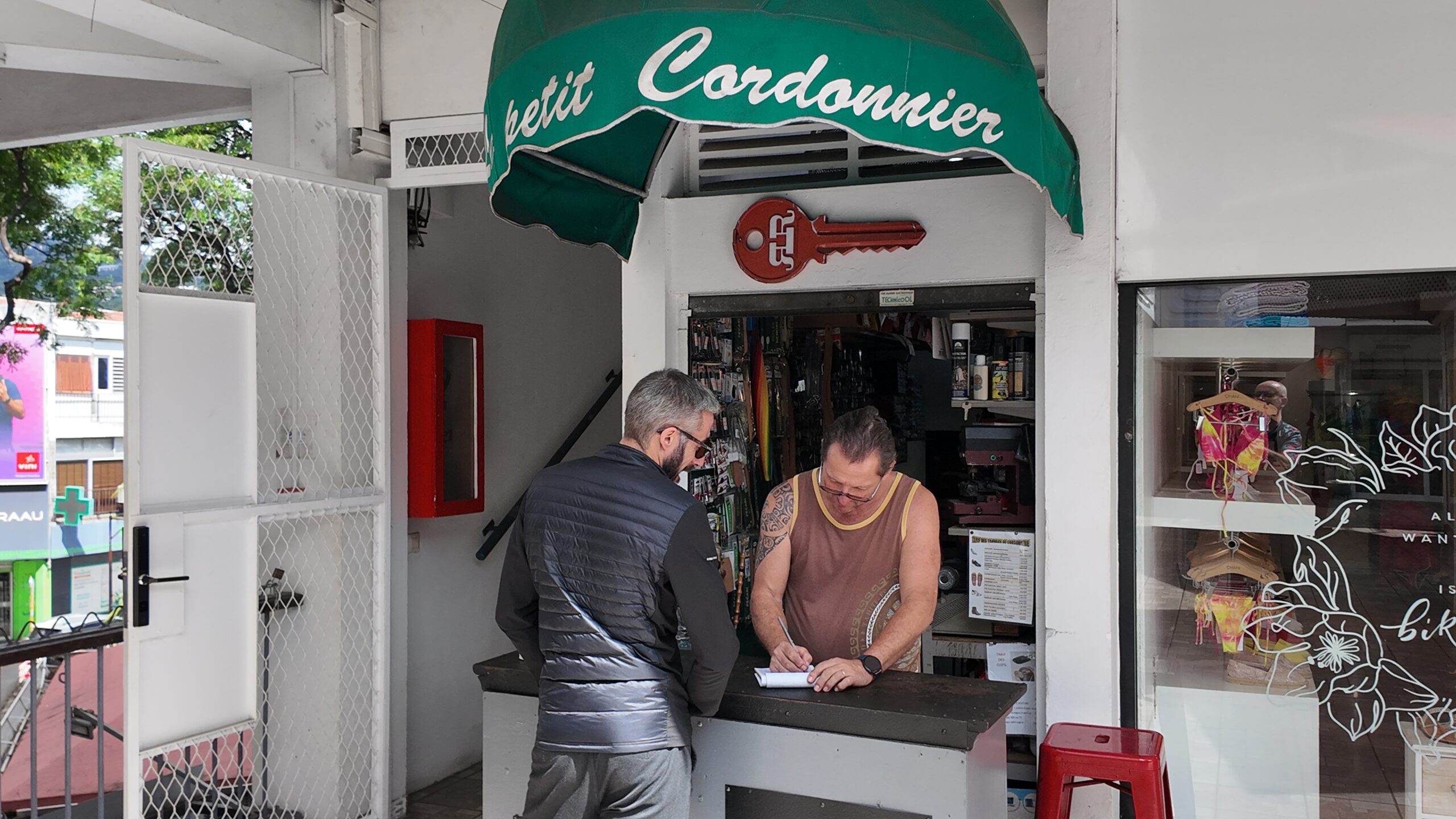 Le Petit Cordonnier - Tahiti Pratique